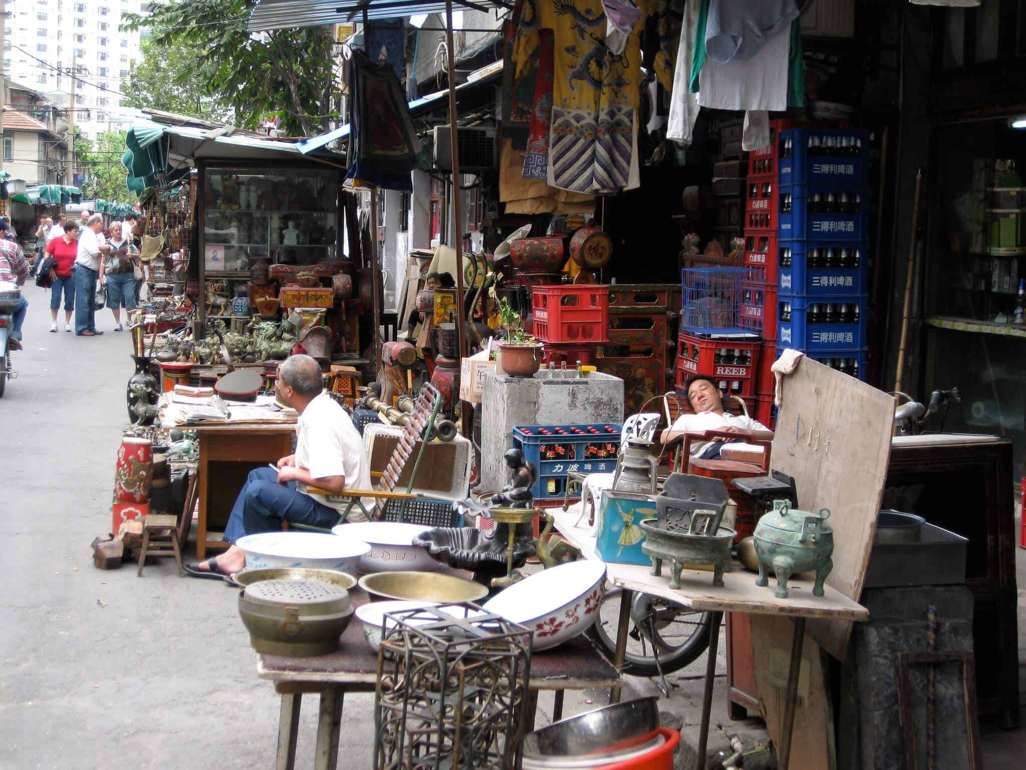 Fuyou Antiques Market | Daily Flea Markets in China